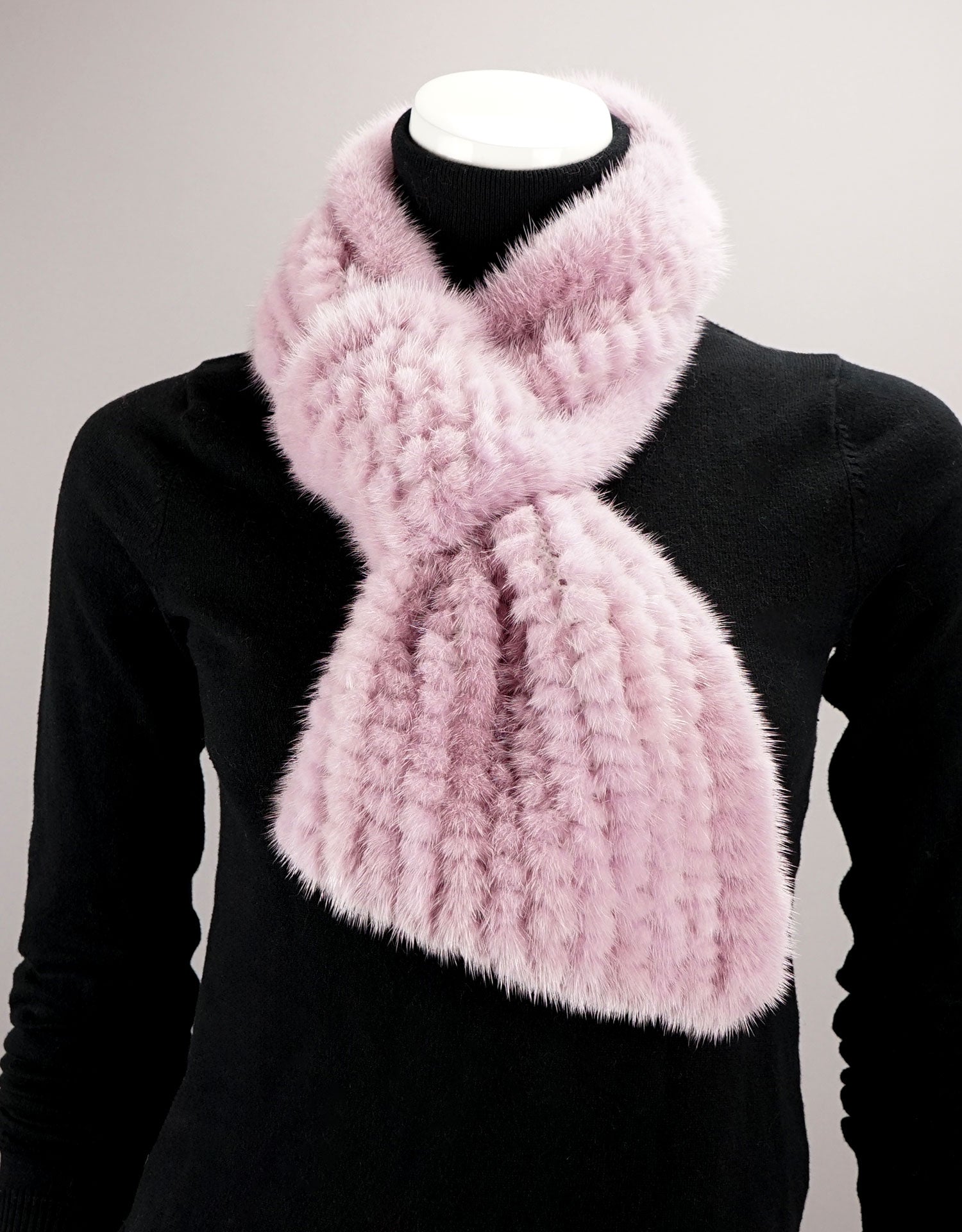 Cable Mink Scarf with Loop - Mauve - Snowflake