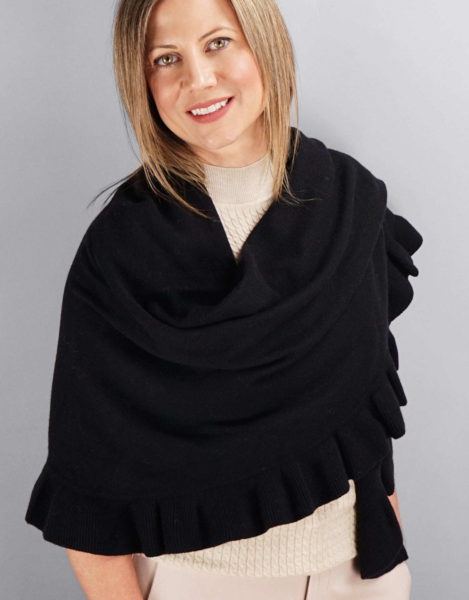 Beautiful Cashmere Ruffle Shawl- Black - Snowflake