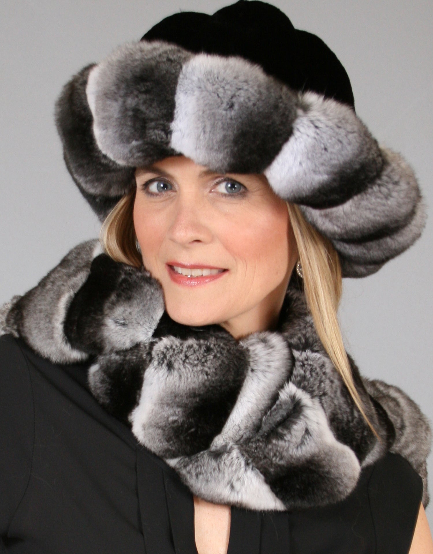 Chinchilla Scarf - Snowflake