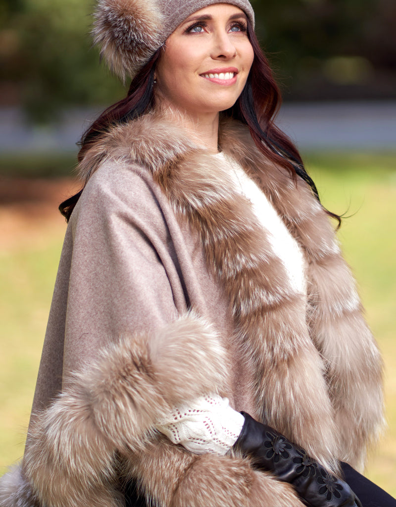 Petite Cashmere Cape - Taupe Amber - Snowflake